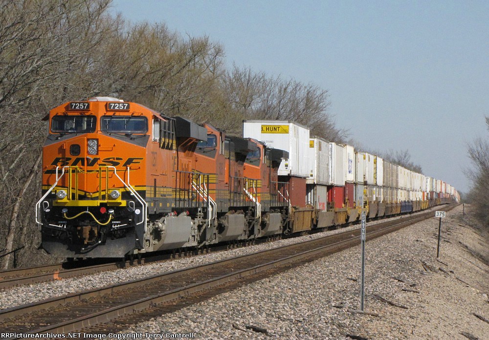 BNSF 7257